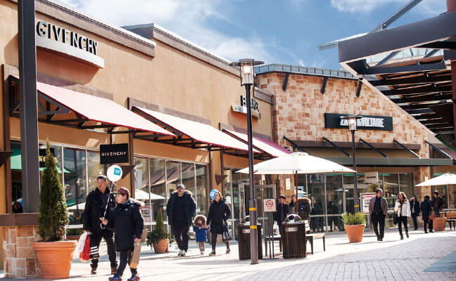 Hassle-Free Shopping: Yeoju Premium Outlet Private Van Package - Trazy ...